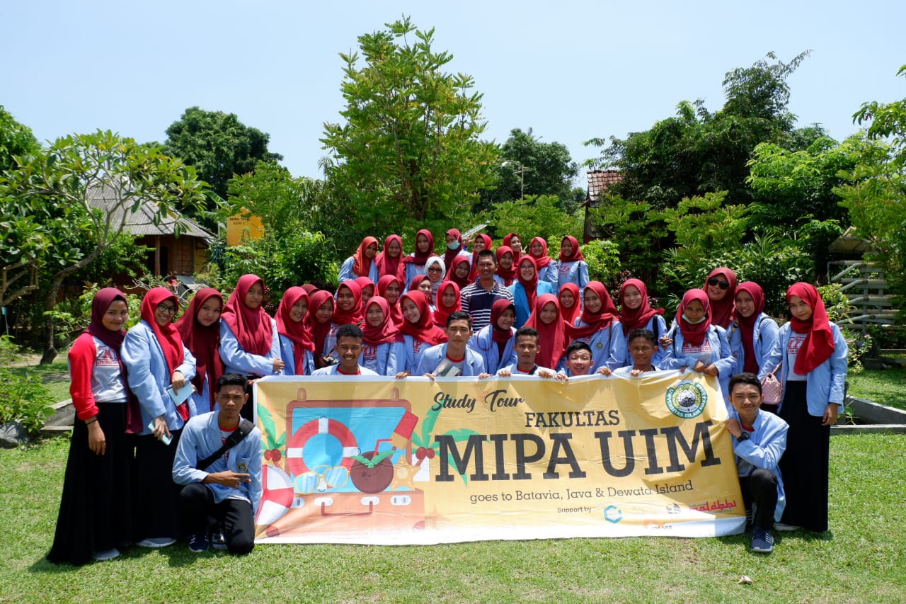 Mahasiswa Fakultas MIPA UIM Studi Tour di Jawa dan Bali – Harian Sulsel